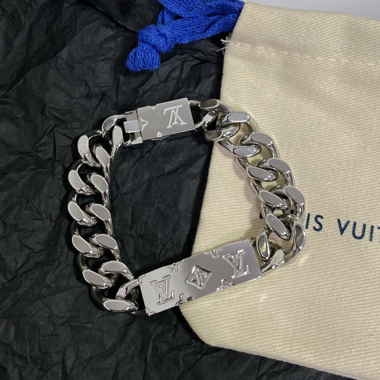 L𝗼𝘂𝗶𝘀 𝗩𝘂𝗶𝘁𝘁𝗼 Cuban Chain Size: 20cm – My Store